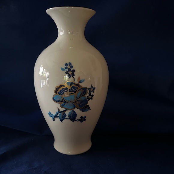 Lenox | Accents | Vintage Lenox Special Blue Flower Bud Vase | Poshmark